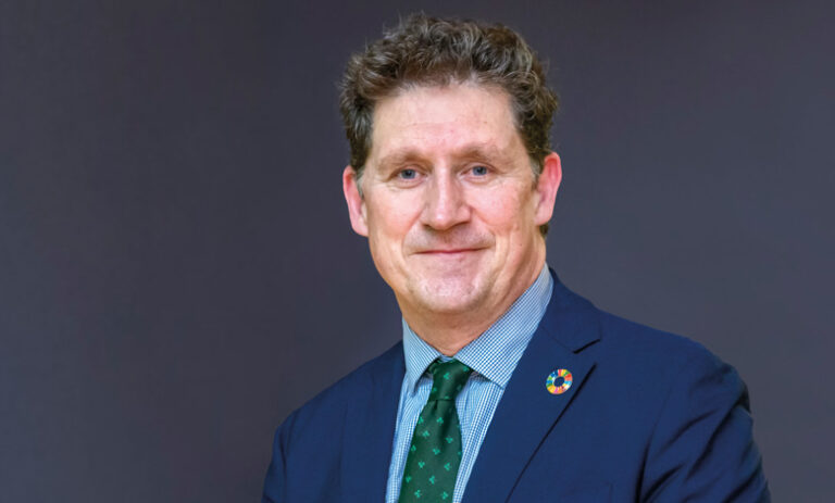 Minister Eamon Ryan TD: Green hydrogen momentum is growing – Energy Ireland